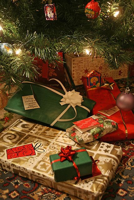 A Christmas Gift-Guide for Grandparents 🎅🏼 - Love Cocoa